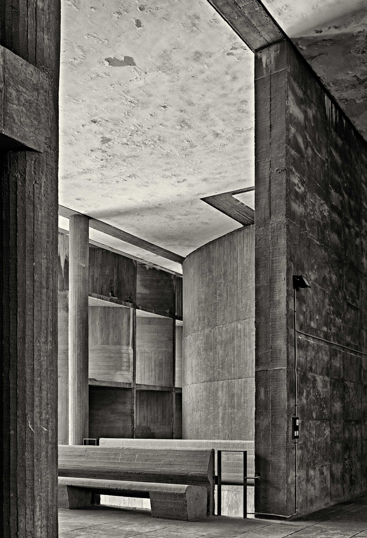 YinjiSpace - Le Corbusier x Millowners Association Building